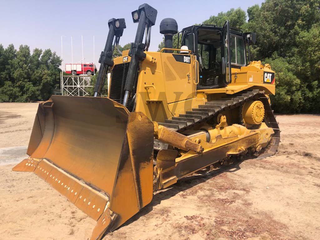 CATERPILLAR D8T