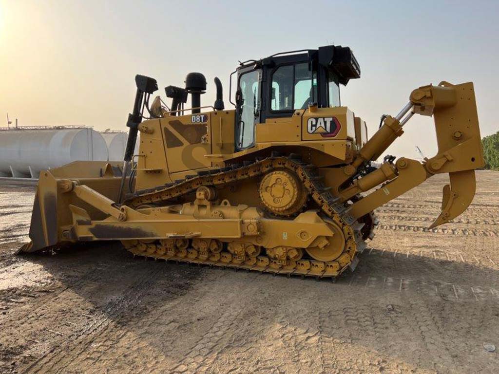 CATERPILLAR D8T
