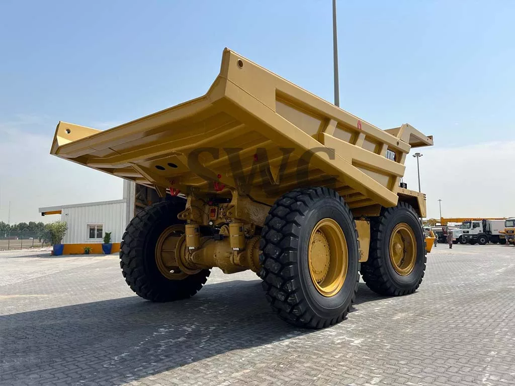 Equipment USED OFF-HIGHWAY TRUCKS CATERPILLAR 777E