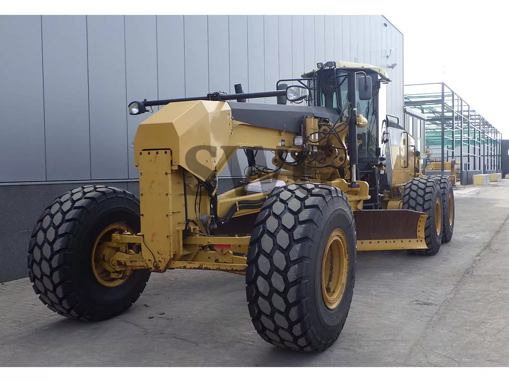 CATERPILLAR 16M