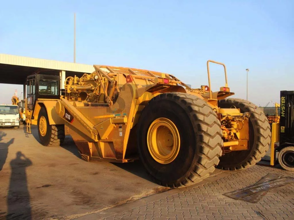 Equipment USED MOTOR SCRAPERS CATERPILLAR 621G