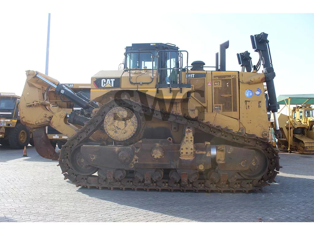 CATERPILLAR D11T