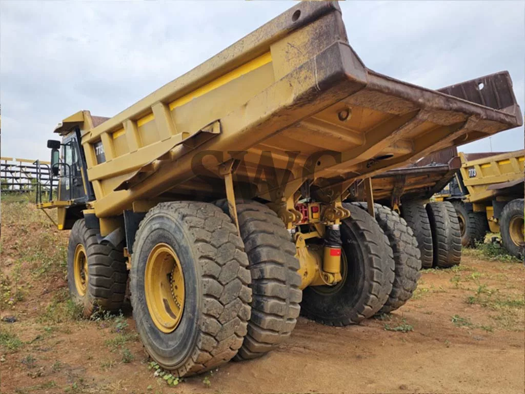 Equipment USED OFF-HIGHWAY TRUCKS CATERPILLAR 773E