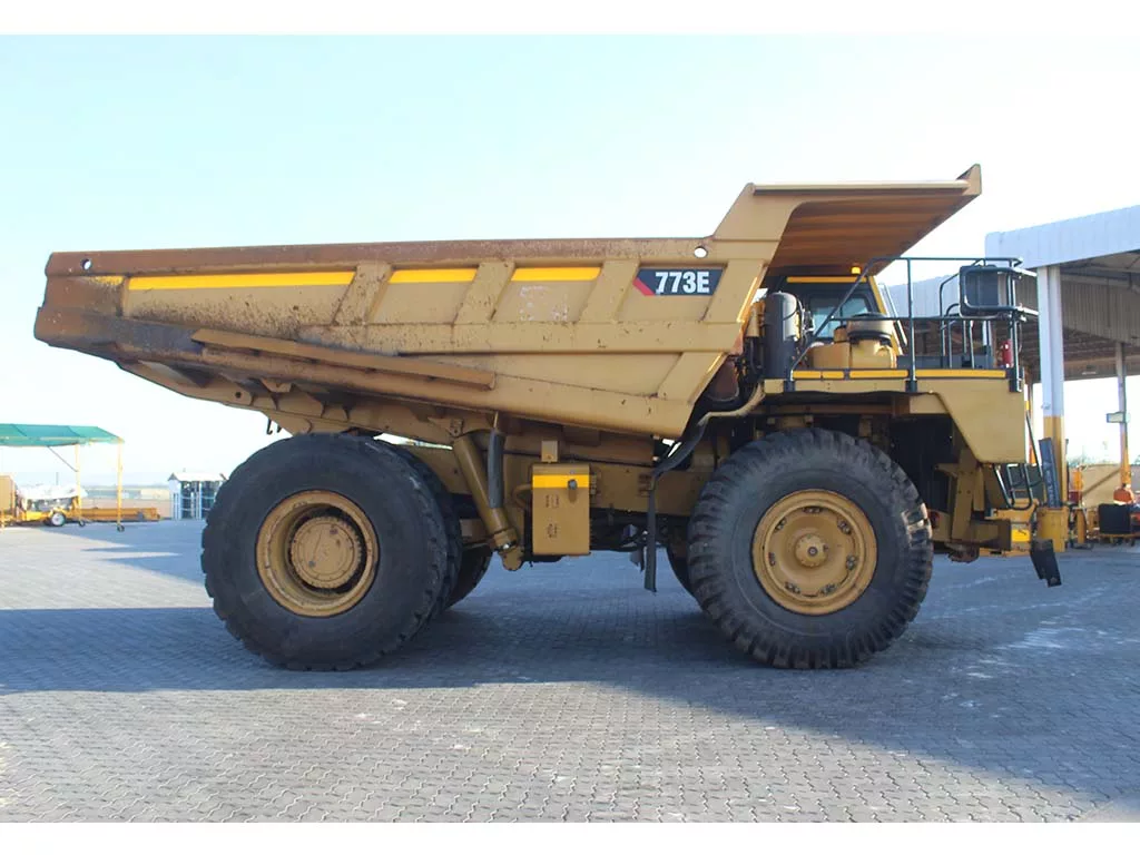 CATERPILLAR 773E