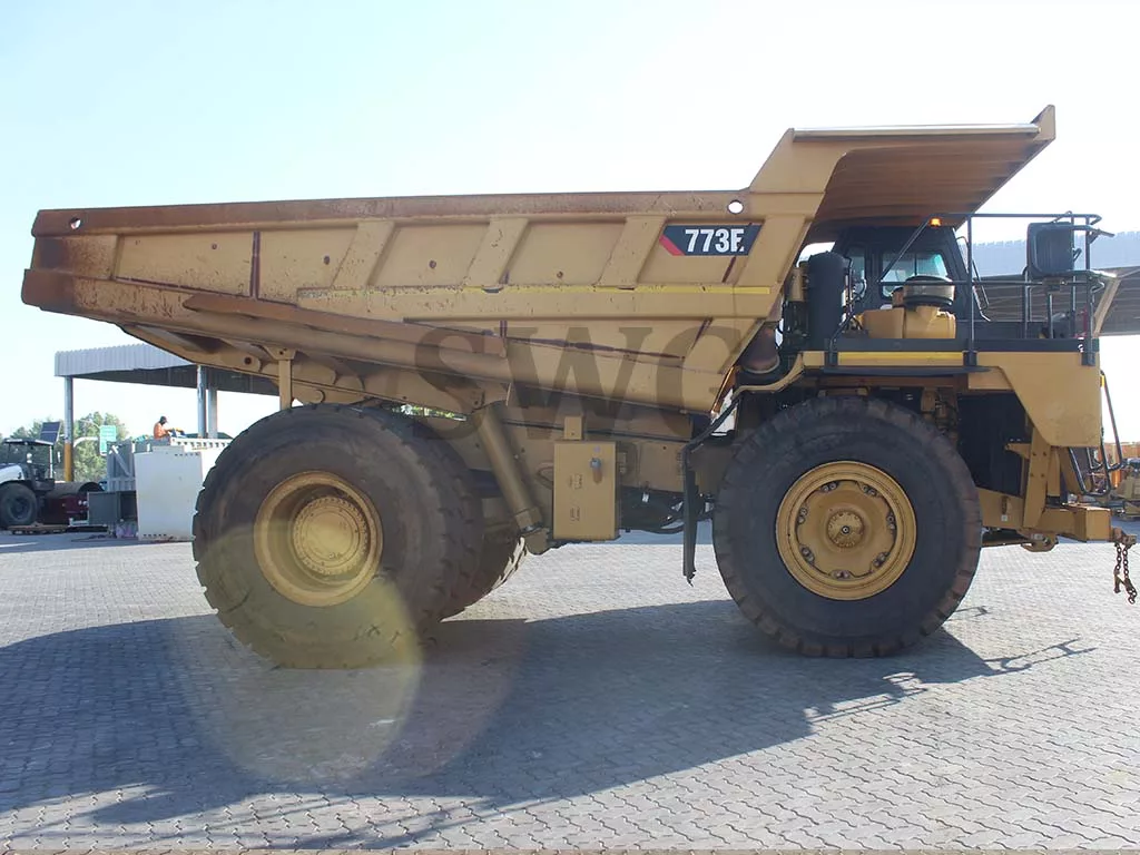 CATERPILLAR 773E
